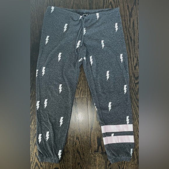 Chaser | Pants & Jumpsuits | Chaser Gray Lighting Bolt Jaw String ...